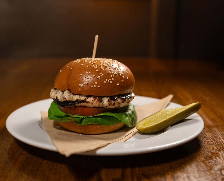 Order Online! The Cat And Fiddle Restaurant & Pub (Highland Ave)